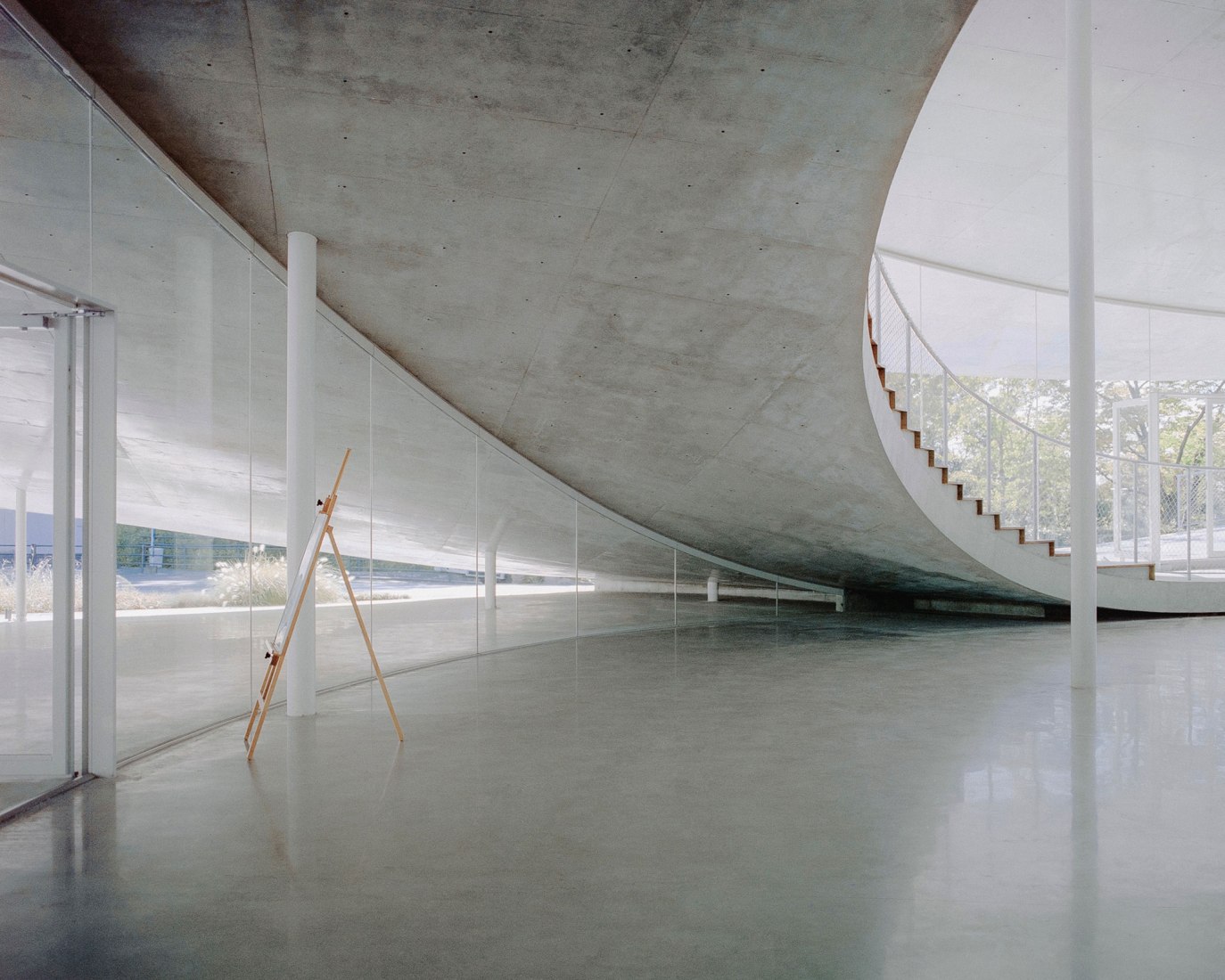 A park-like building. Arts and Science faculty building of Osaka ...