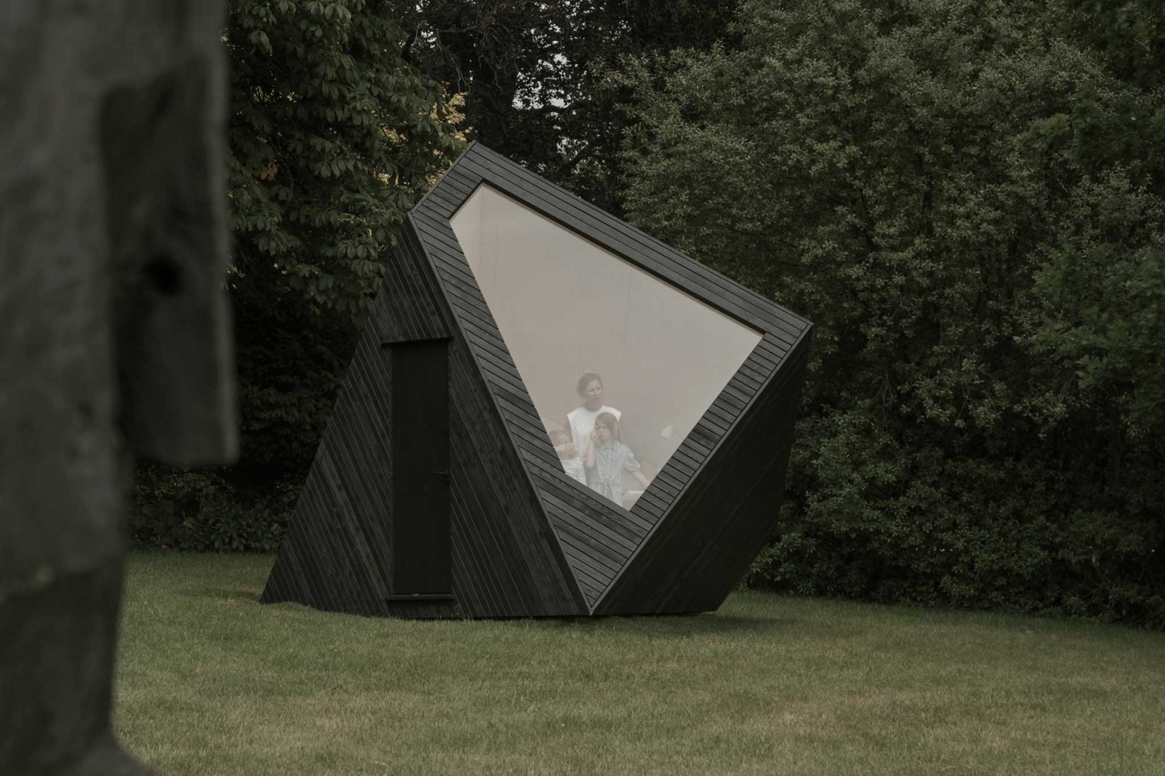 Una nueva forma de entender el espacio de trabajo. Cabina de trabajo ...