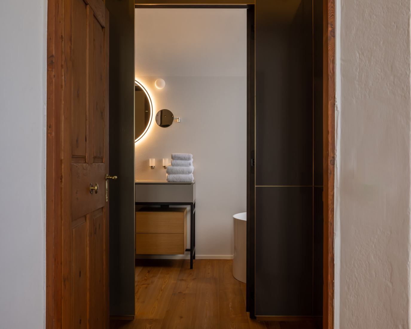 Transformación de una residencia del siglo XV. Lasserhaus Art Hotel por ...