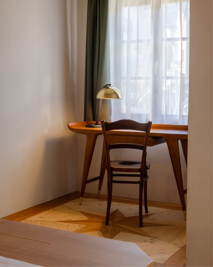 Transformación de una residencia del siglo XV. Lasserhaus Art Hotel por ...