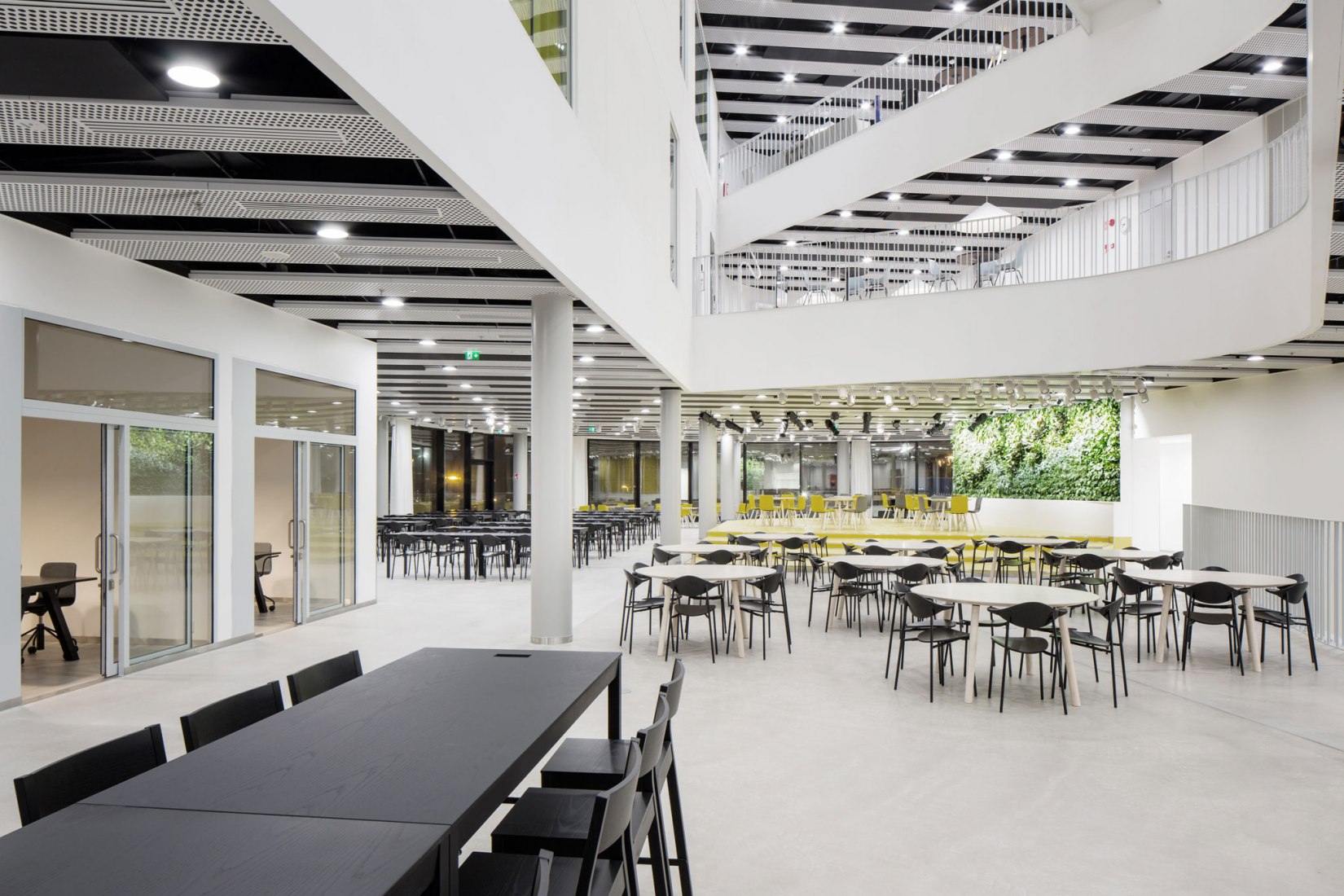 Innovaciones pedagógicas. Metropolia UAS Myllypuro Campus por Lahdelma ...