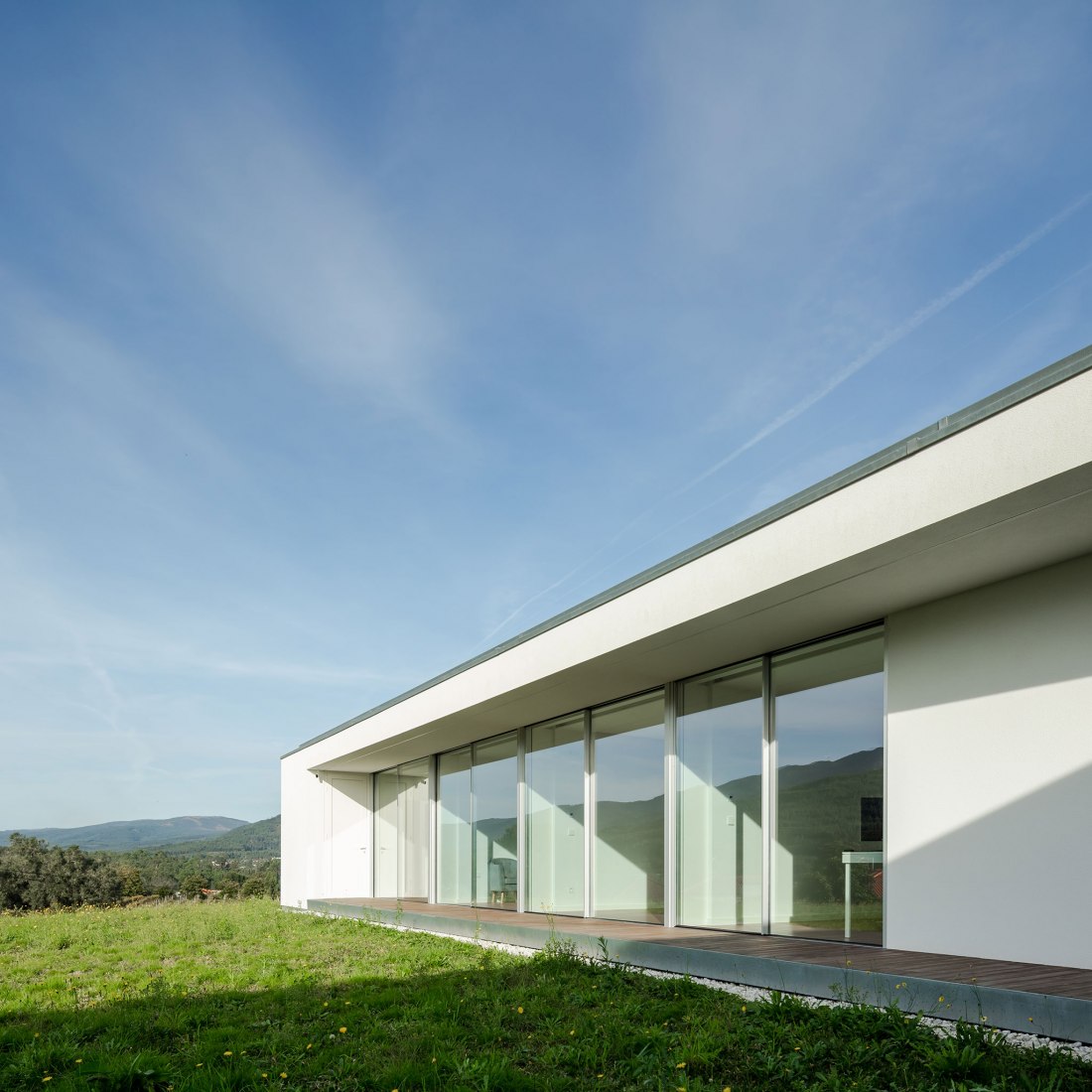 Una posición privilegiada. Casa Primus por Lopes Pertile Architects ...