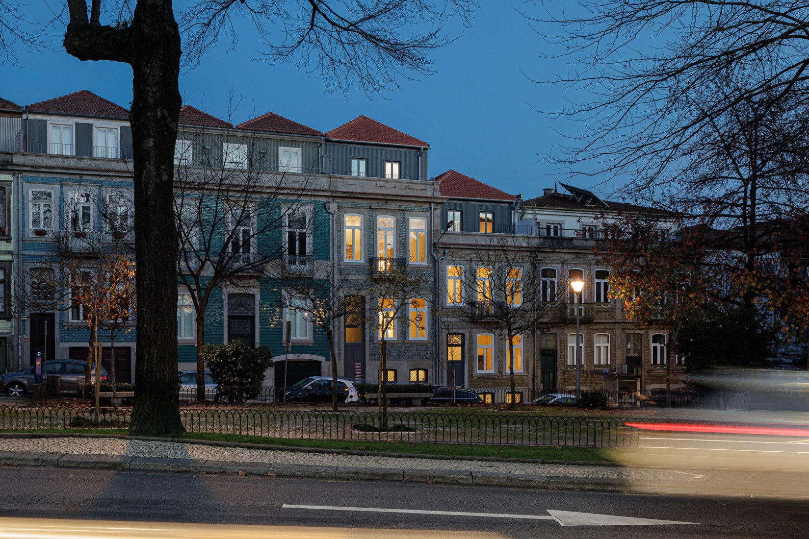 Renovation in the heart of Porto. Marlim D. João IV by Atelier D ...