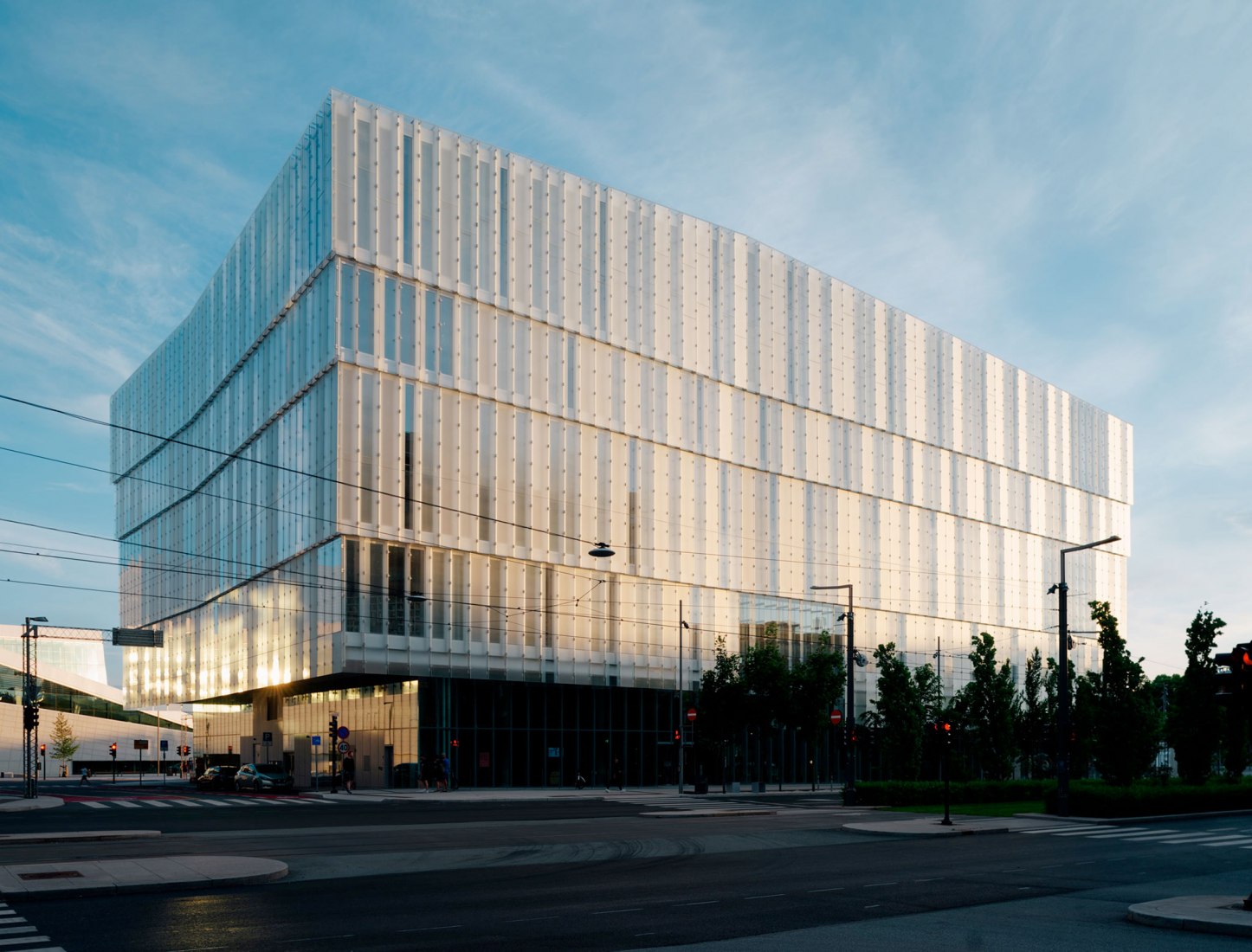 Oslo’s Deichman Library, by Lundhagem + Atelier Oslo, opens to the ...