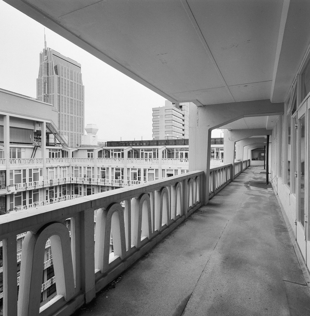 Postwar reconstruction icon. Groot Handelsgebouw by Huig Maaskant and ...