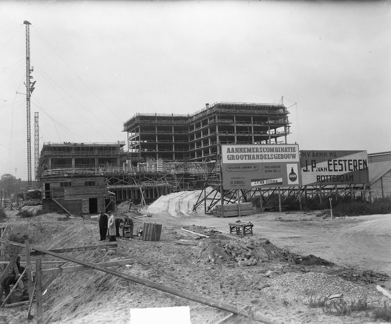 Postwar reconstruction icon. Groot Handelsgebouw by Huig Maaskant and ...