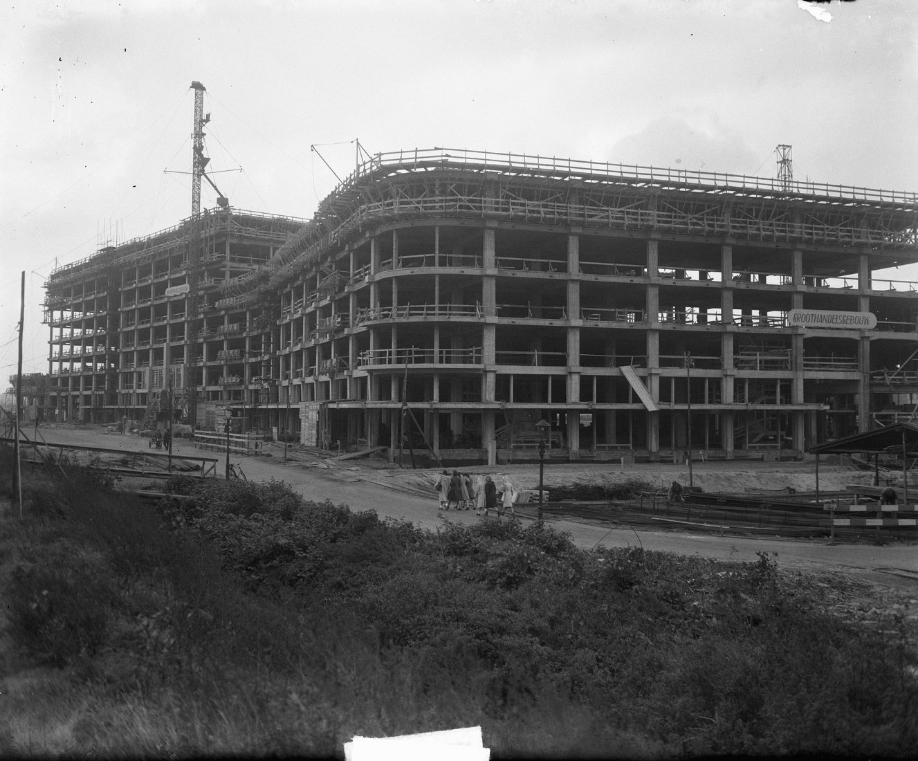 Postwar reconstruction icon. Groot Handelsgebouw by Huig Maaskant and ...