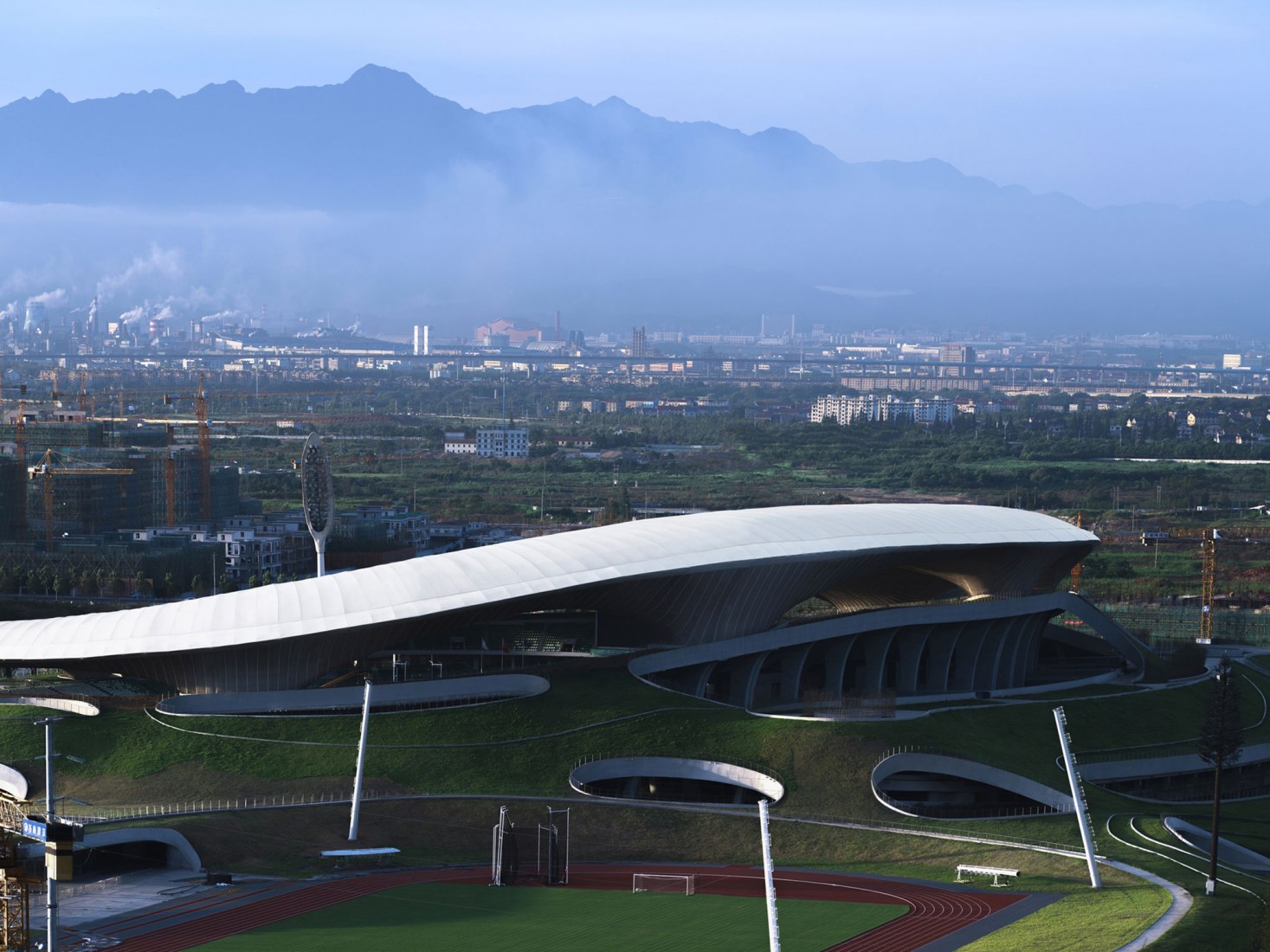 MAD Architects completes, more than a Quzhou Sports Center, a landscape ...