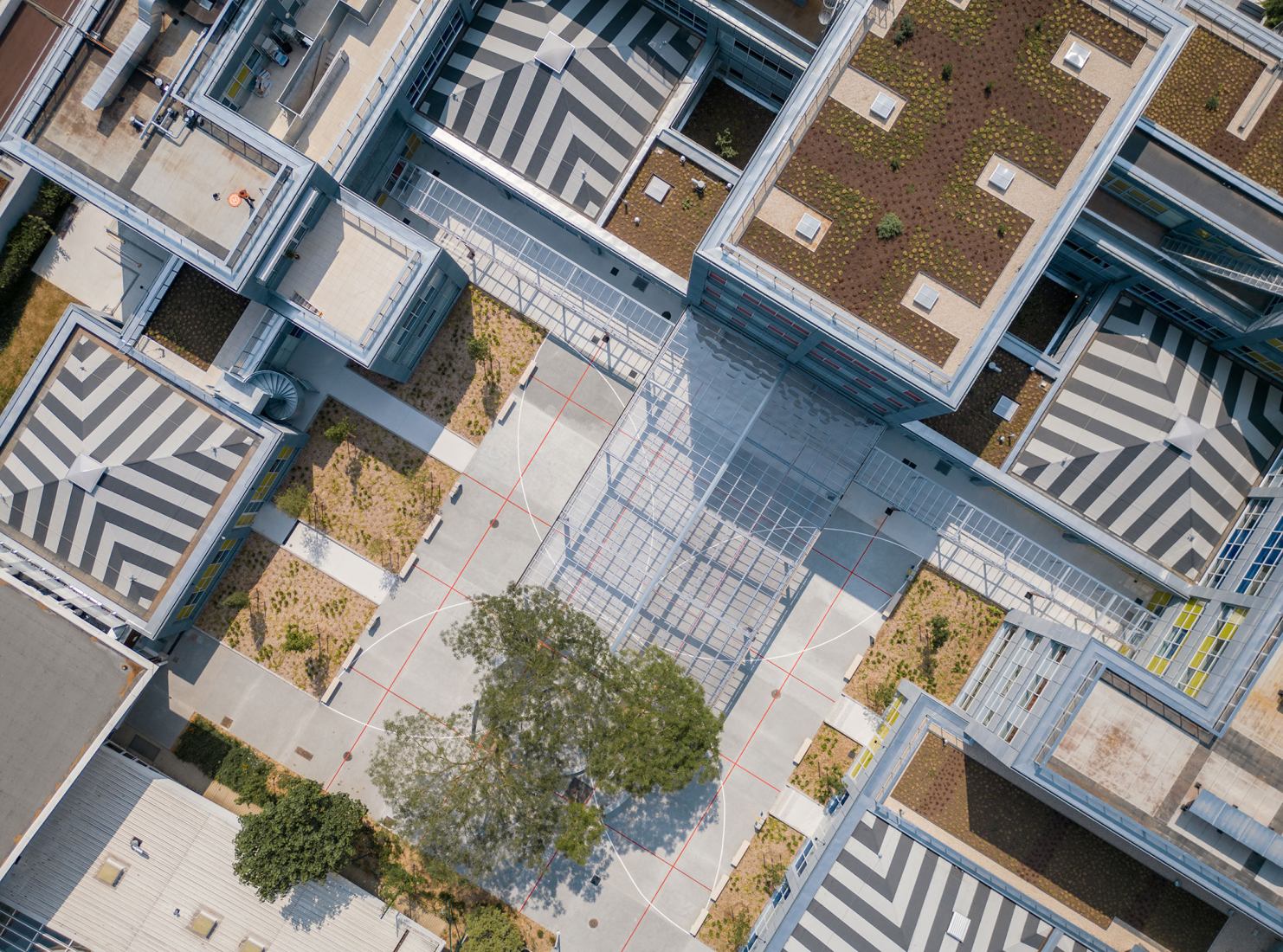 Renovation of a Jean Nouvel’s building. Anne Frank Middle School by ...