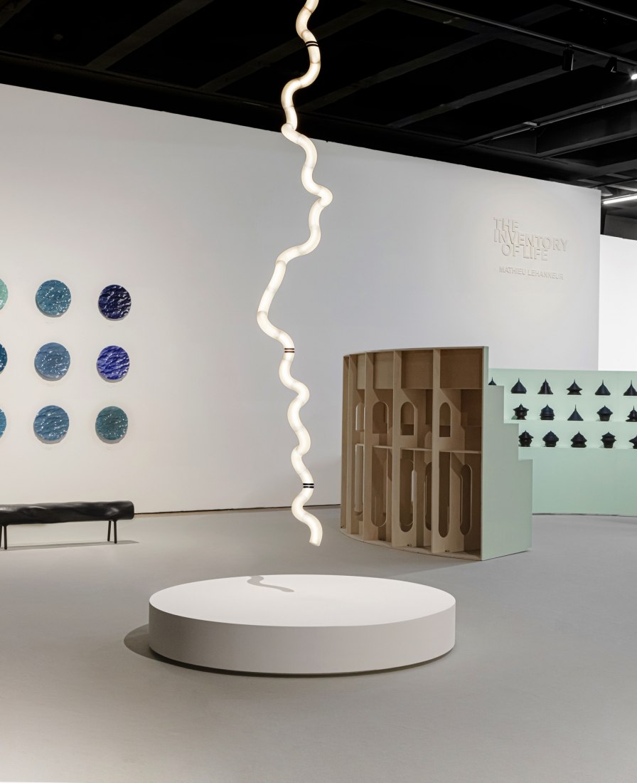 The fragility and transience of human life. The inventory of life by ...