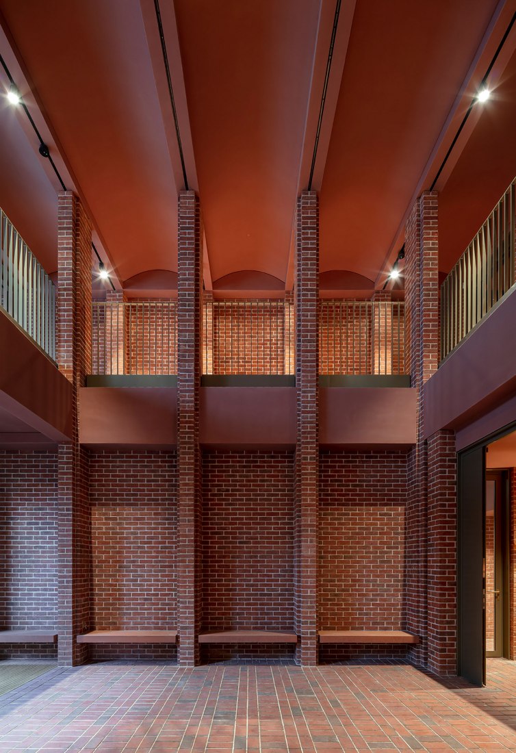 A brick "cathedral". The International Rugby Experience by Níall ...