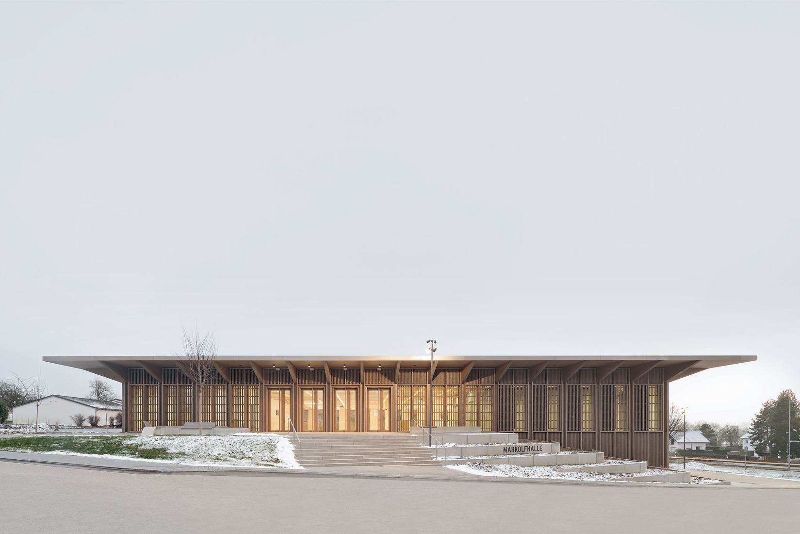 Homogeneous and responsible, heart of the community. Markolfhalle ...