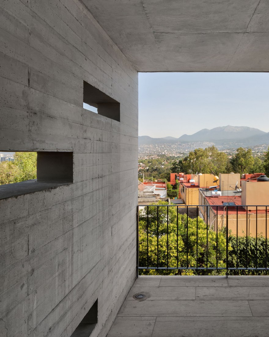 Combinations of concrete and travertine to create houses. ODP by Michan ...