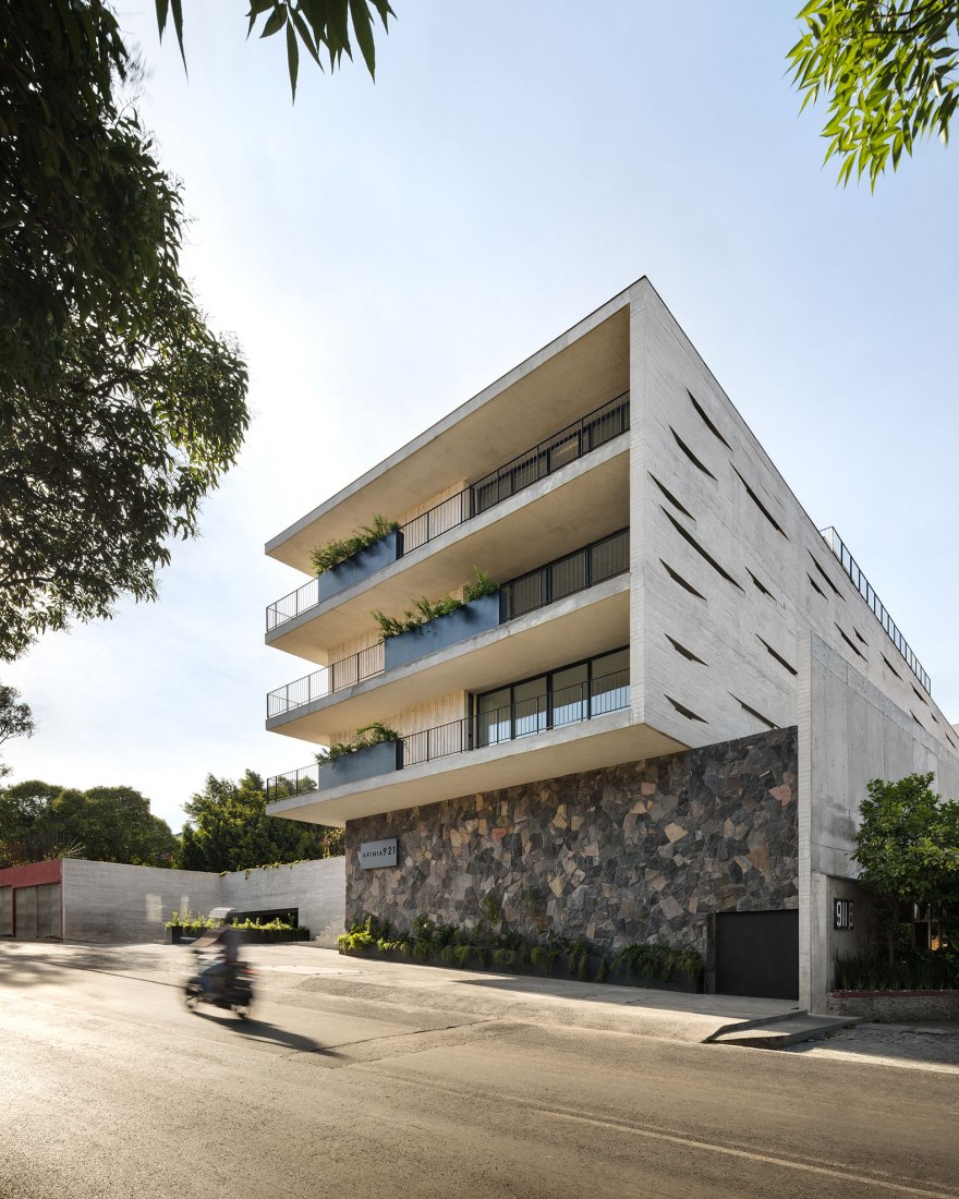 Combinations of concrete and travertine to create houses. ODP by Michan ...