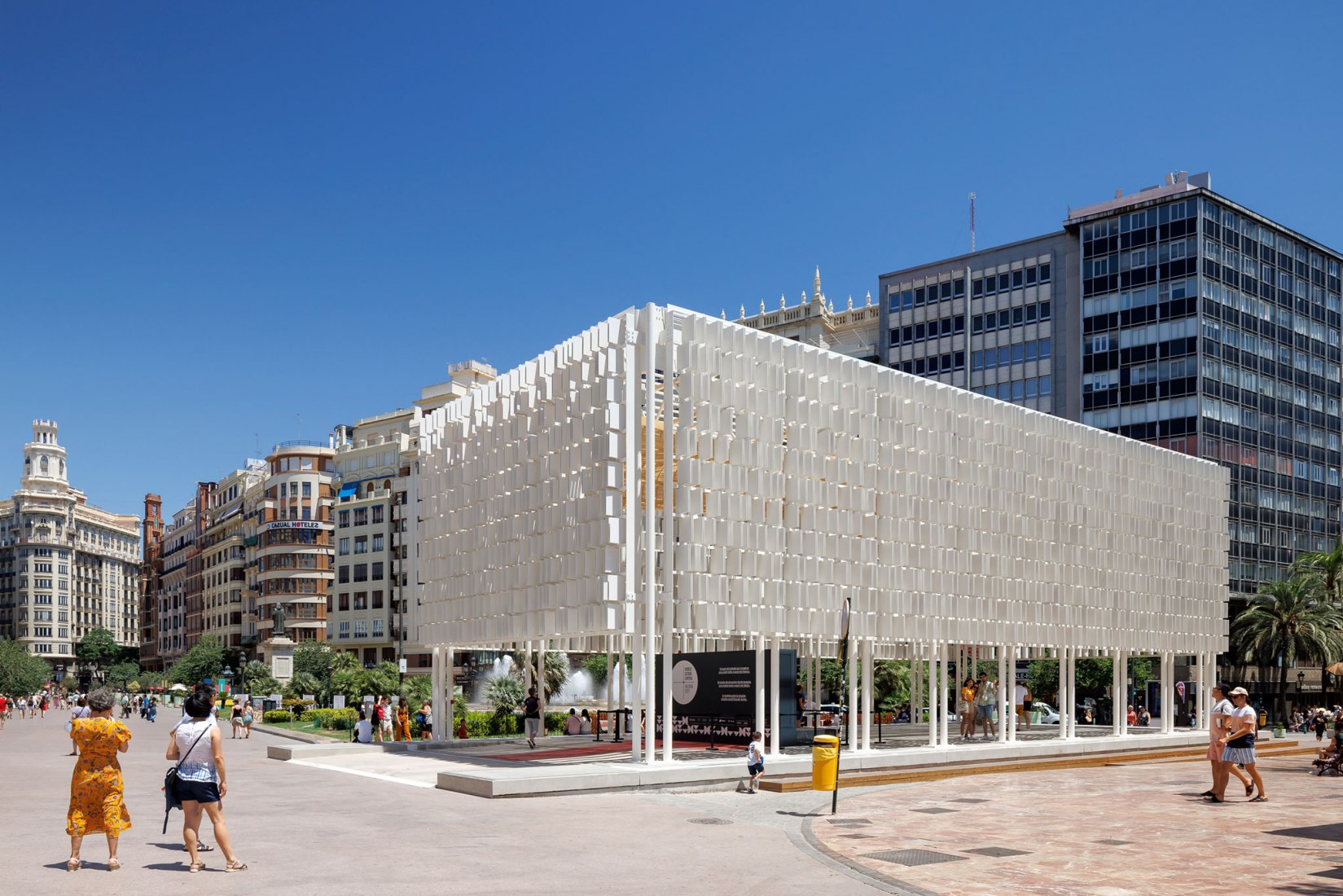 Pavilion for Valencia, the World Design Capital 2022. Àgora València by ...