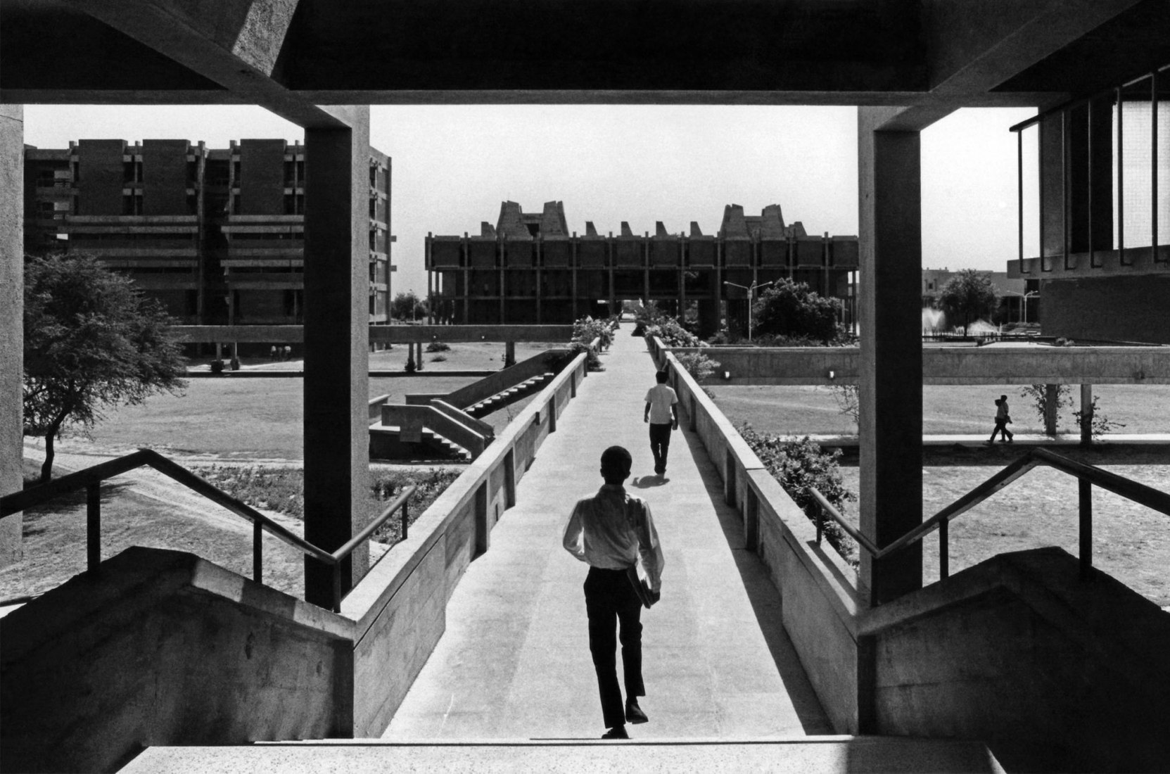 The Project of Independence: Architectures of Decolonization in South ...