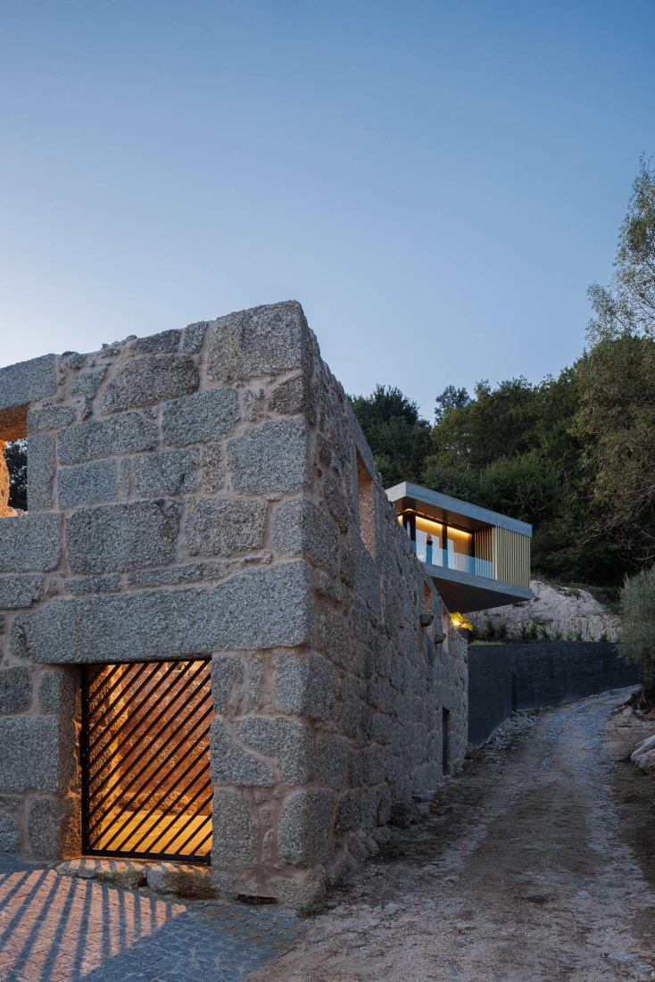 Embrace nature. Bouro House by Mutant Arquitectura & Design | The ...