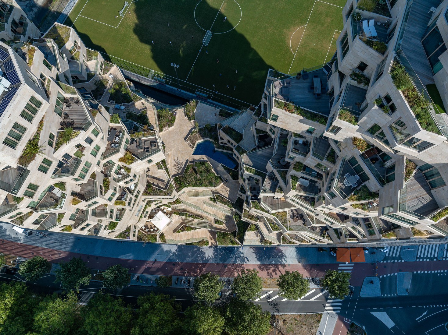 A sustainable skyscraper to bring life to the neighbourhood. Valley by ...