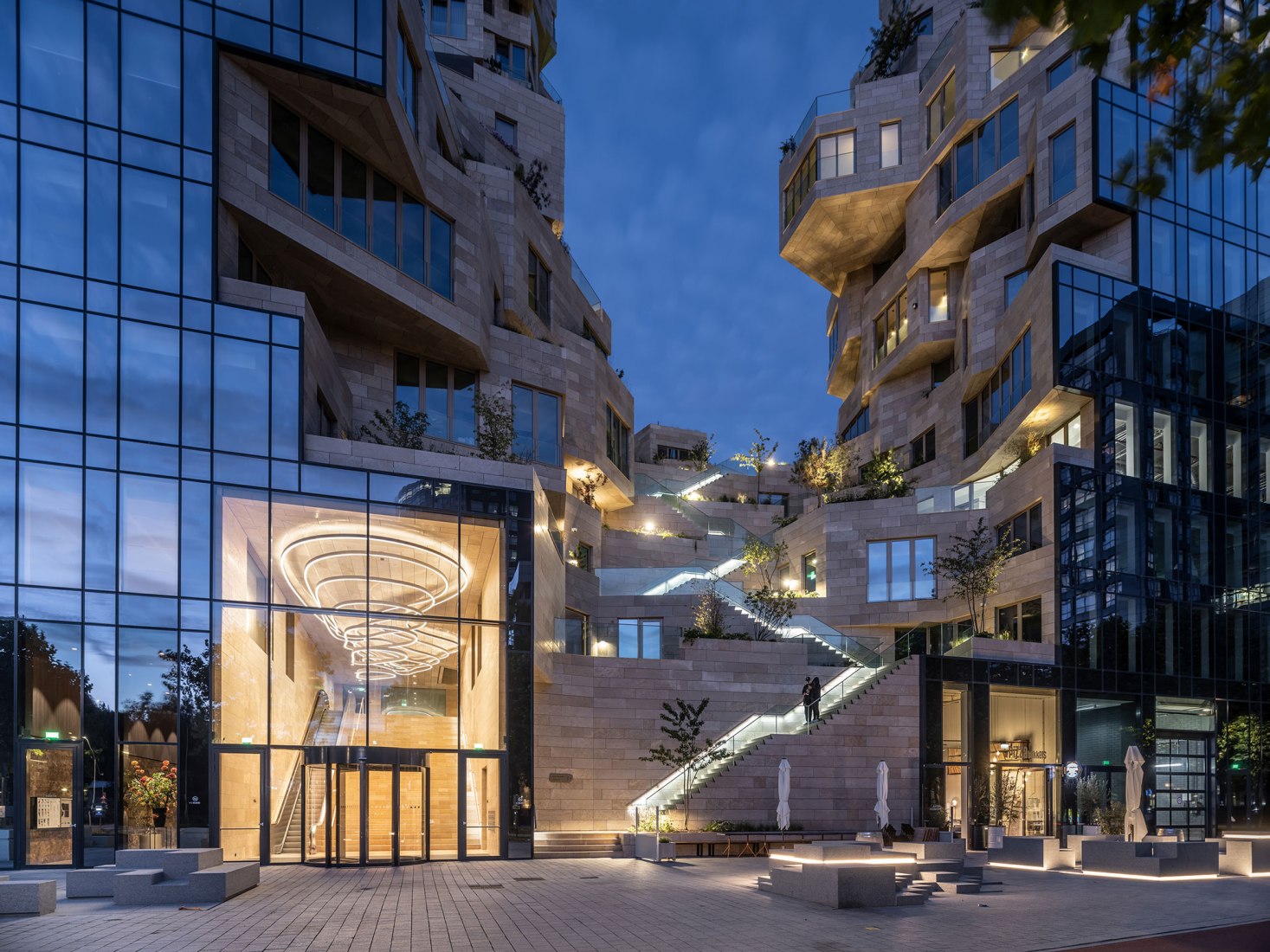 A sustainable skyscraper to bring life to the neighbourhood. Valley by ...