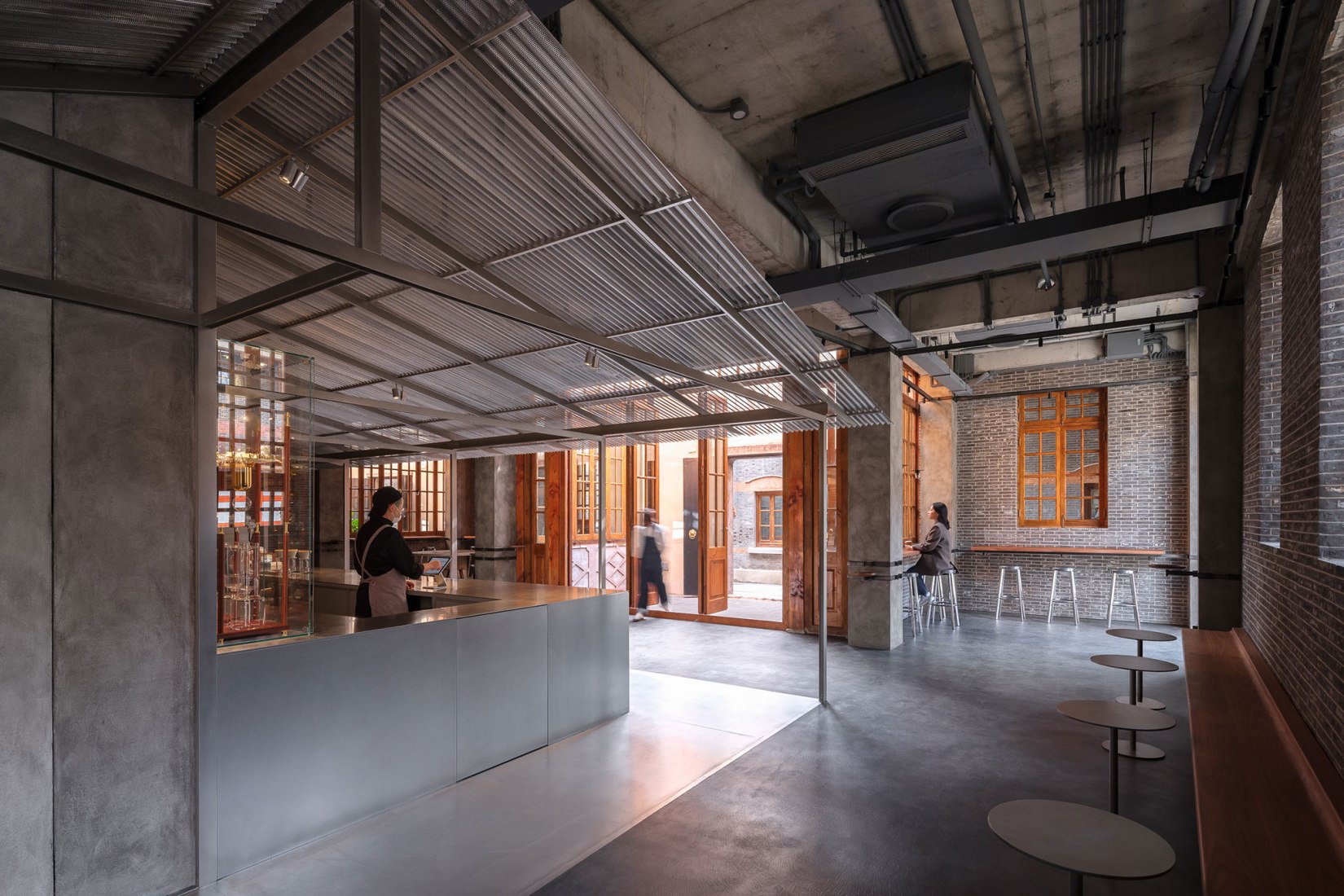 Merging old and new. Blue Bottle Zhang Yuan Cafe by Neri&Hu | The ...
