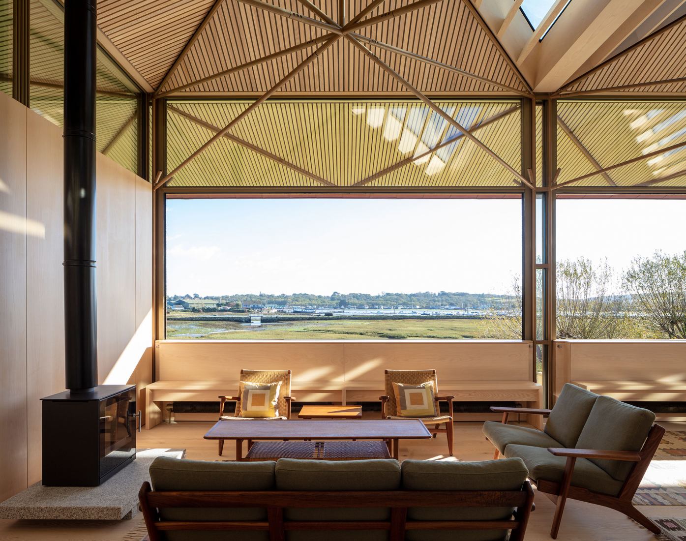 Life among dunes and marshes. Saltmarsh House by Niall McLaughlin ...