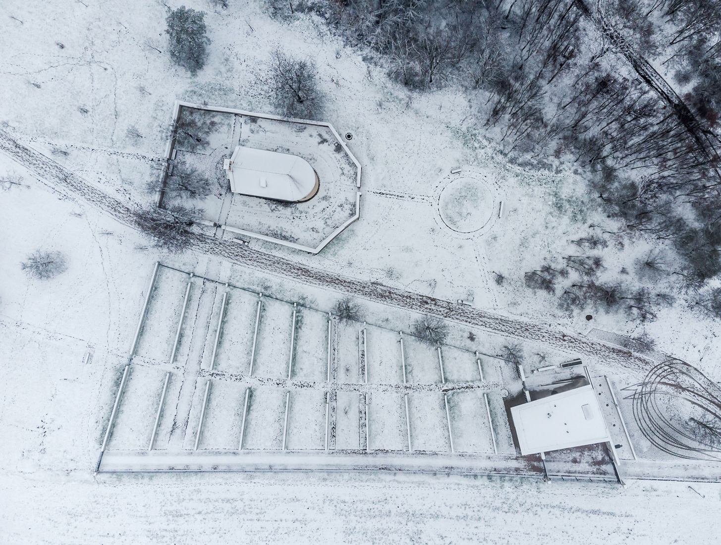 Adapted to the landscape and future growth. Garden Cemetery by Objektor ...