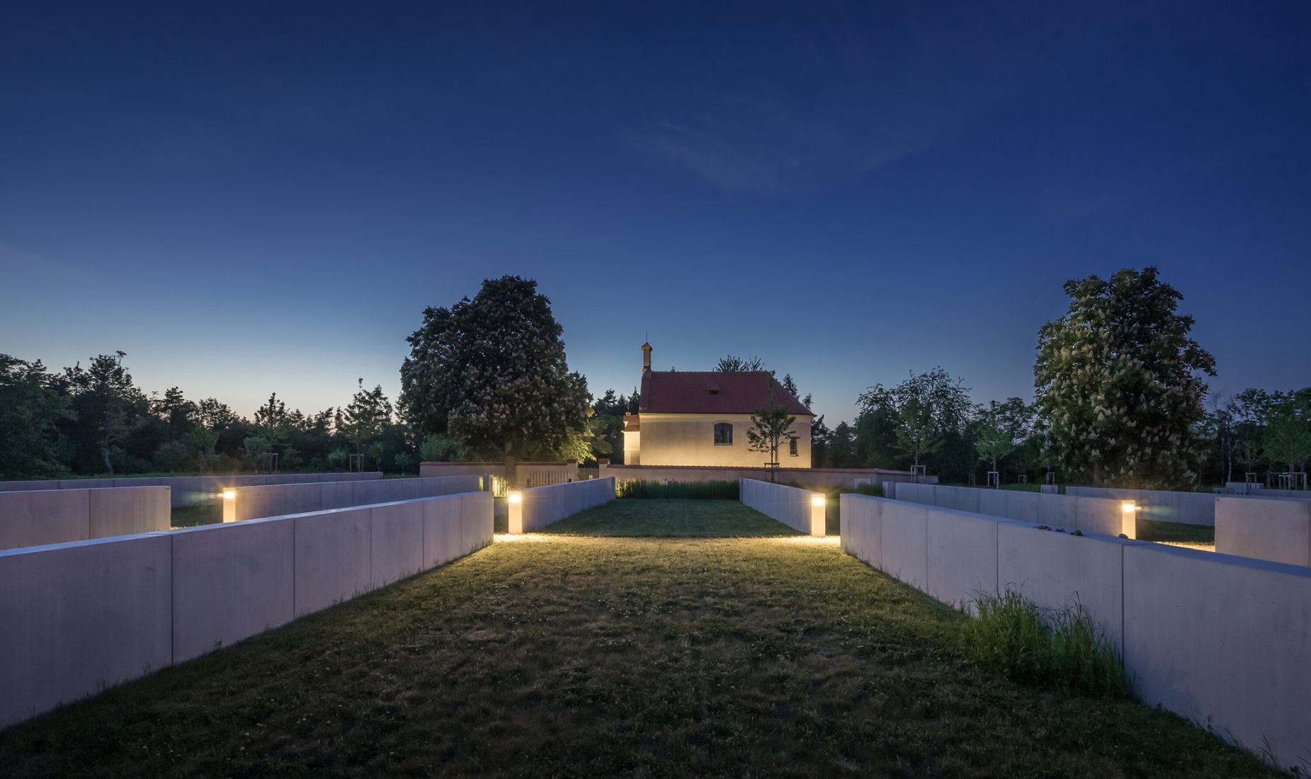 Adapted to the landscape and future growth. Garden Cemetery by Objektor ...