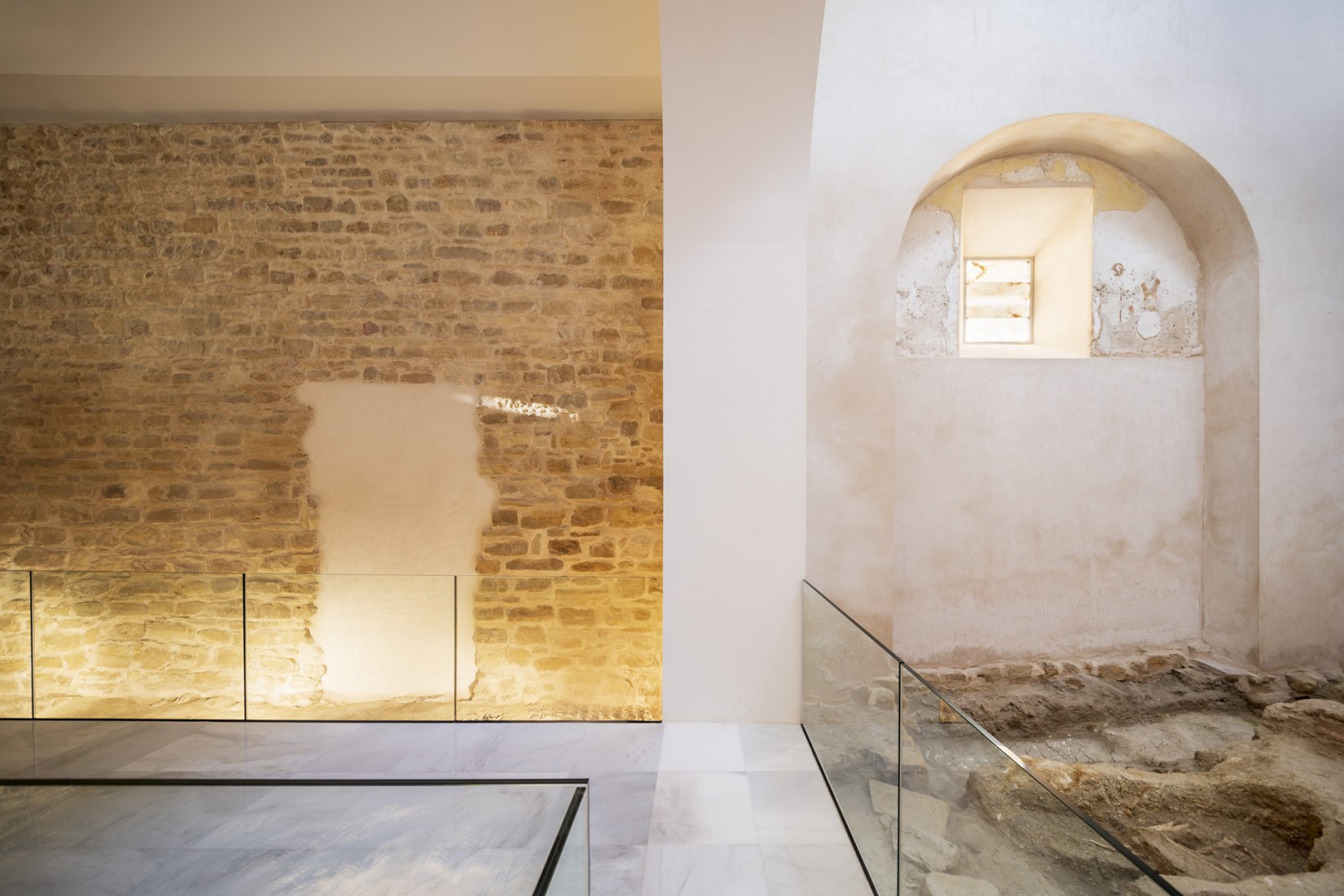 La lógica de un panteón. Restauración ermita de Santa Ana de Porcuna ...