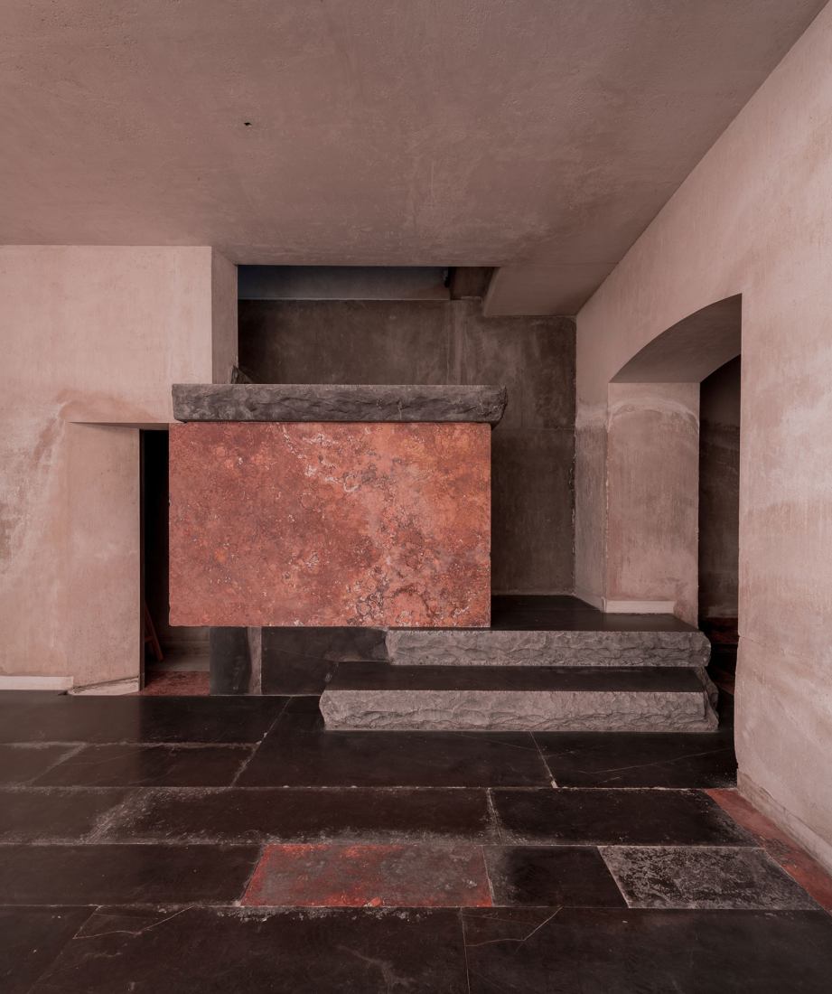 Resplandores de posmodernidad. Zapatería-galería en Jorge Juan 55 por ...