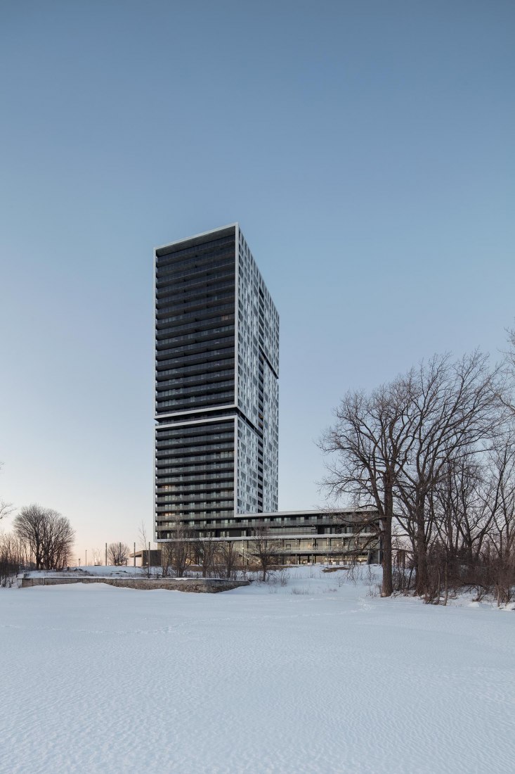 Panorama: Retirement tower for "sophisticated seniors" by ACDF ...