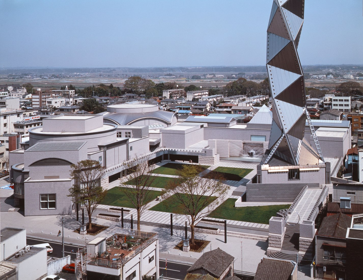 10 things that shaped the work of Arata Isozaki | The Strength of ...