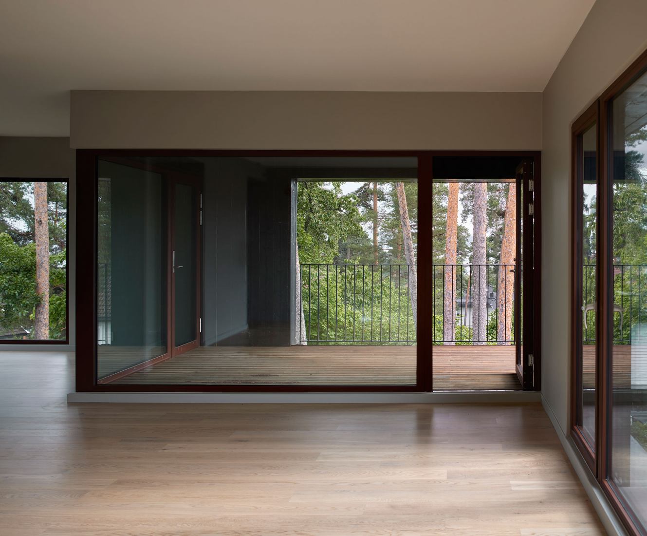 Integración con el entorno mediante implantación de volúmenes ...