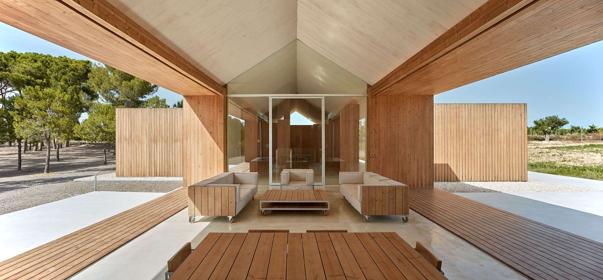 Reshaping the Landscape. Cottage in the Vineyard by Ramón Esteve ...
