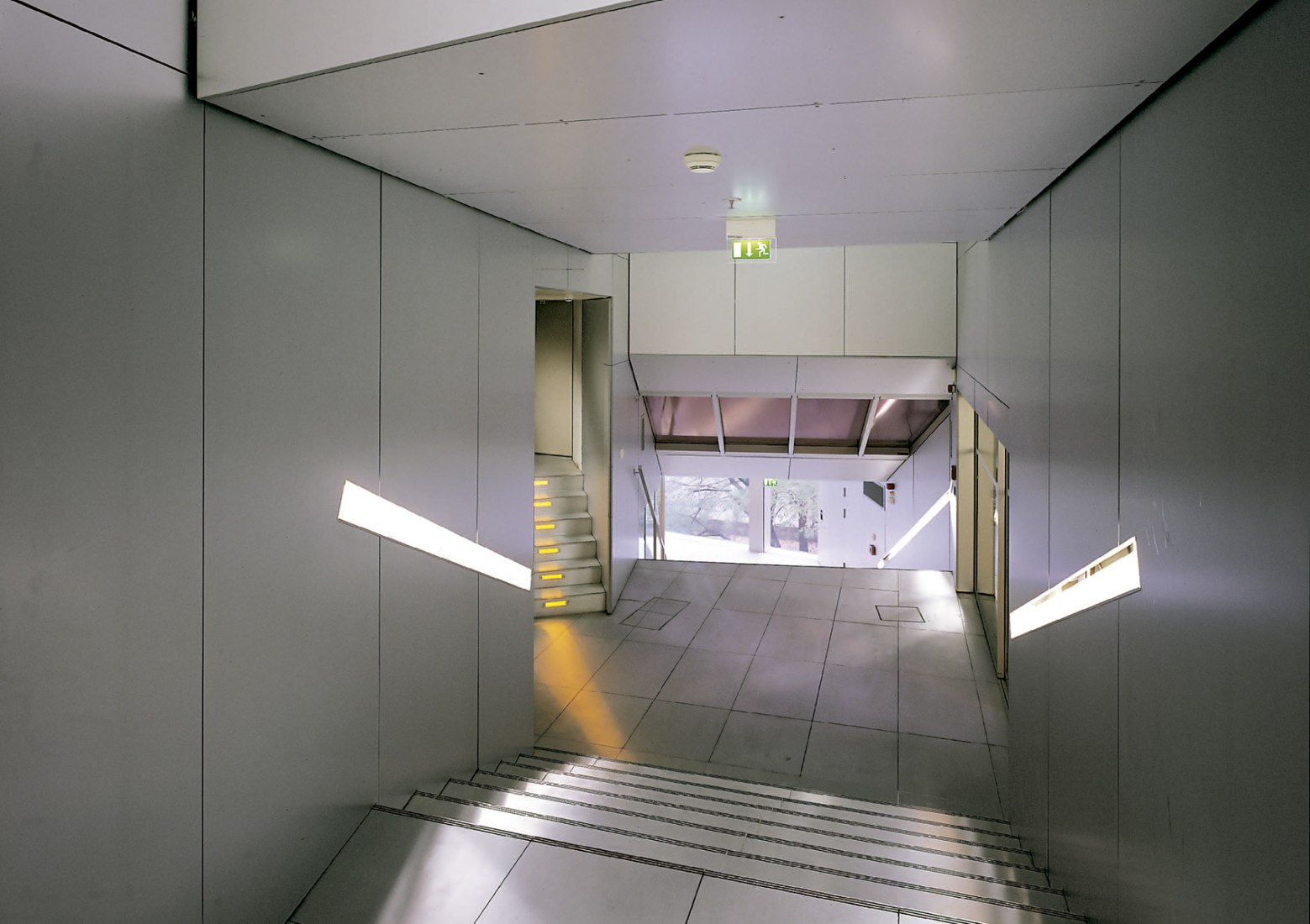 Between traditional and innovative Berlin. Embassy of the Netherlands ...