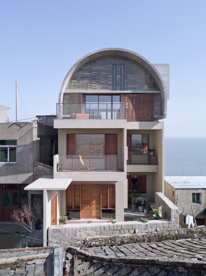 Cover on chaos. Renovation of the Captain's House by Vector Architects ...