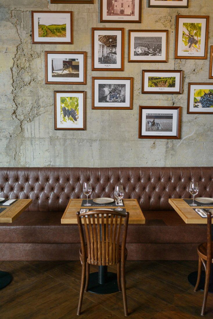 Bar Wine District by Arq Tailor's | The Strength of Architecture | From ...