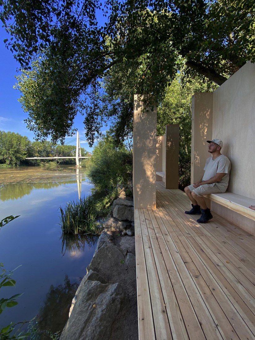 A orillas del Ebro. Instalación Hiber Space por Rintala Eggertsson ...