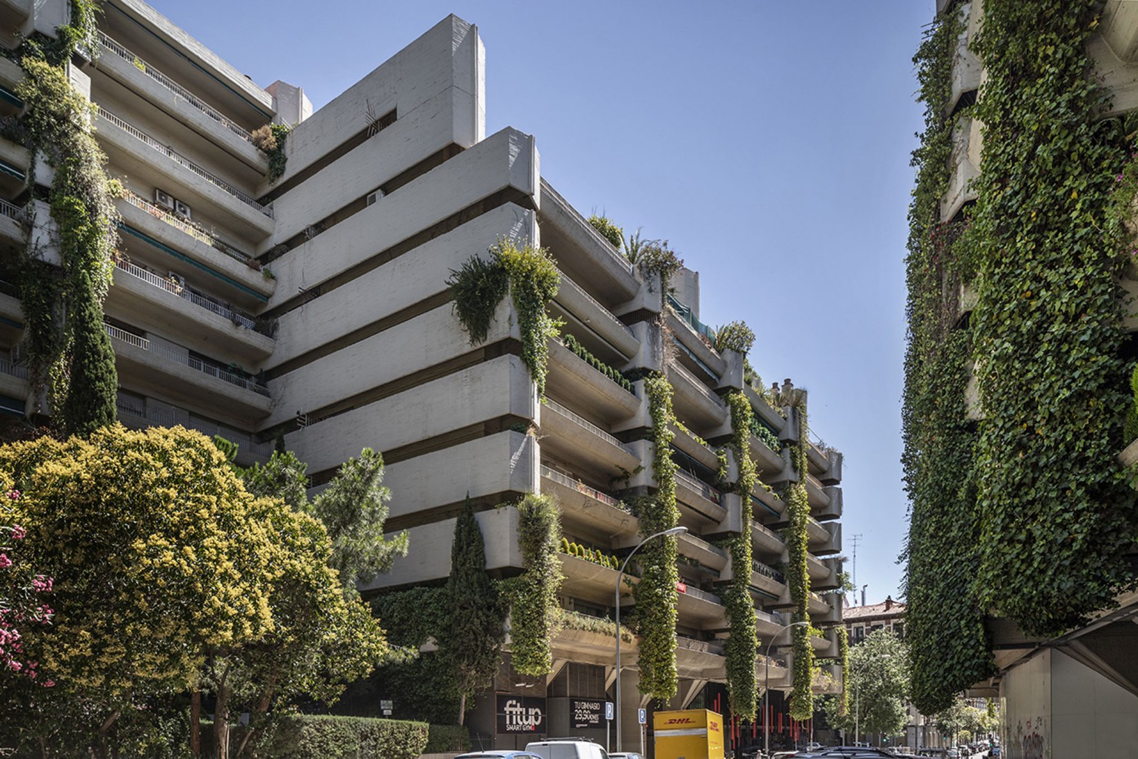 12 emblematic buildings of the city of Madrid. Madrid Brutalism by ...