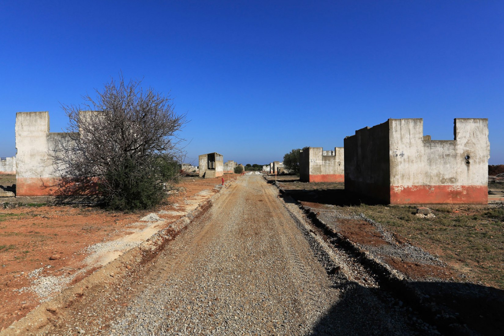 Rivesaltes Memorial by Rudy Ricciotti + Passelac & Roques Archs | The ...