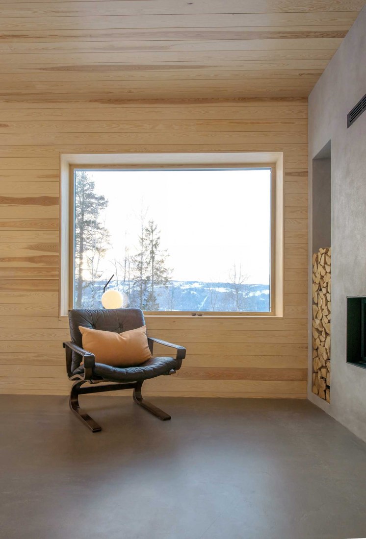 A house that can be adapted to changing needs. Red concrete house by ...