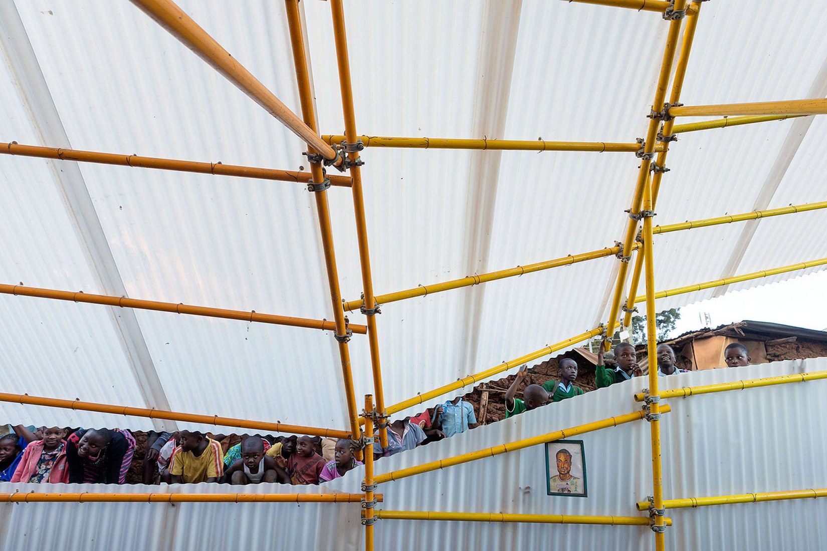 Selgascano build a school in Kenya's Kibera slum | The Strength of ...