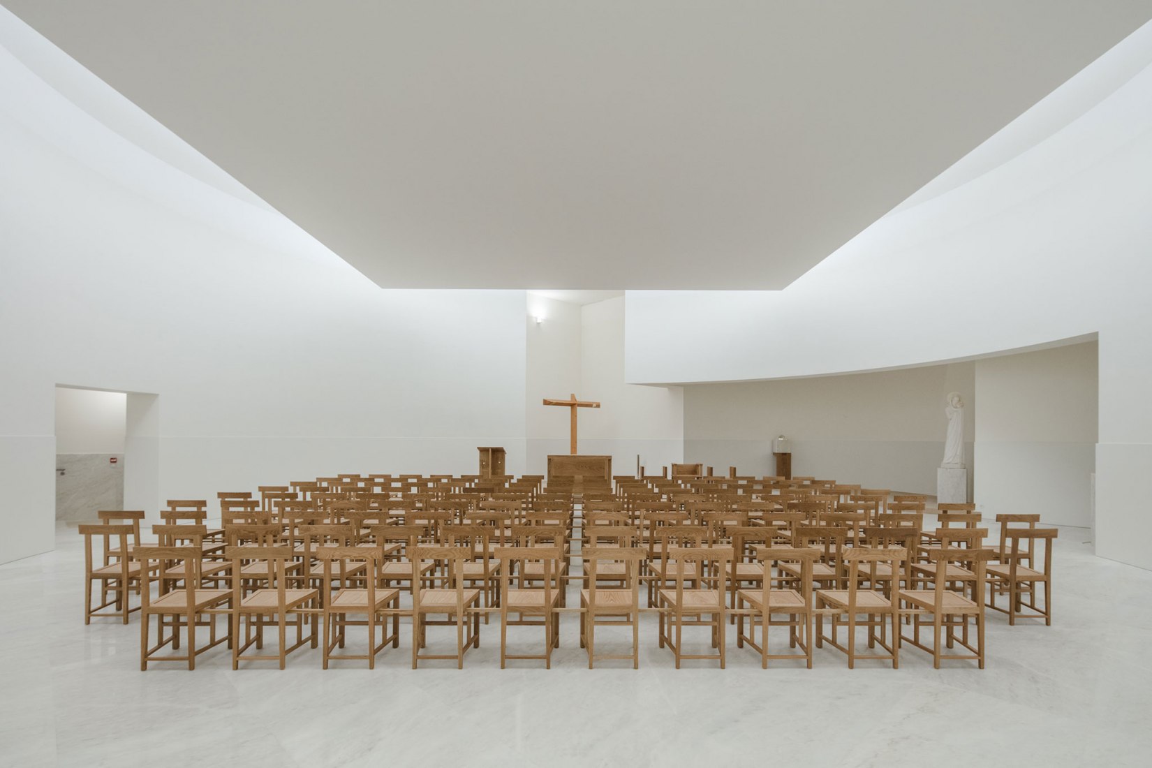 Álvaro Siza completes the Saint Jacques de la Lande church | The ...