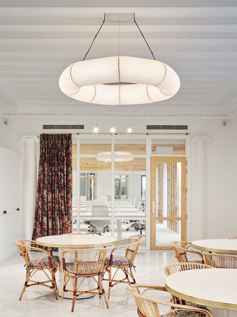 Recovering the essence of Noucentisme. Casa Pich i Pon renovation by ...