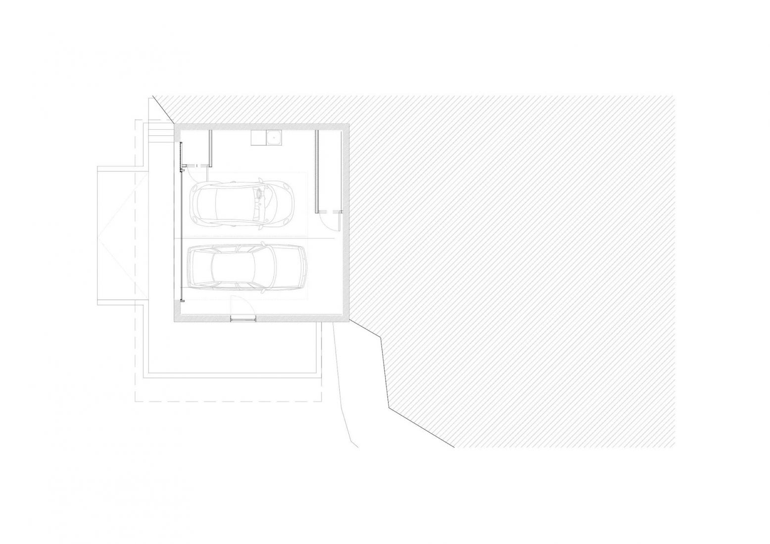 Silver-colored fish. Sula house by Sukunfuku studio | The Strength of ...