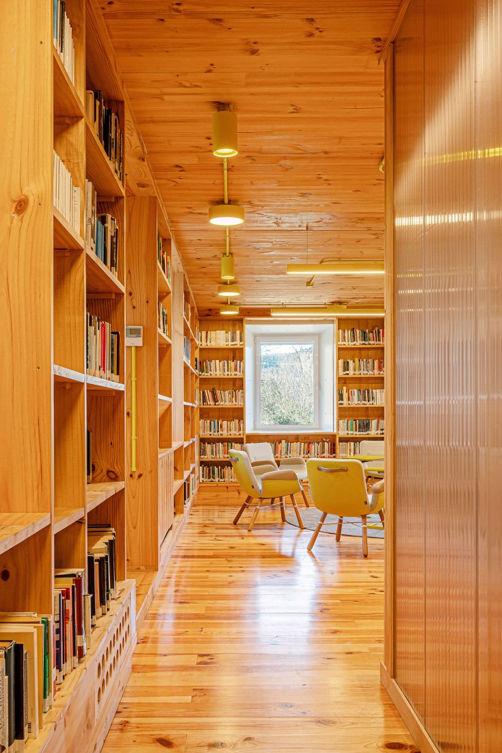 Culture and leisure value. Lemoa Library and Cultural Center by ...