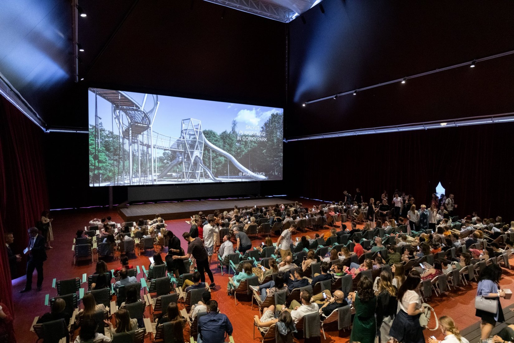 New Garage Screen Cinema by SYNDICATE architects, Unveiled in Moscow's ...