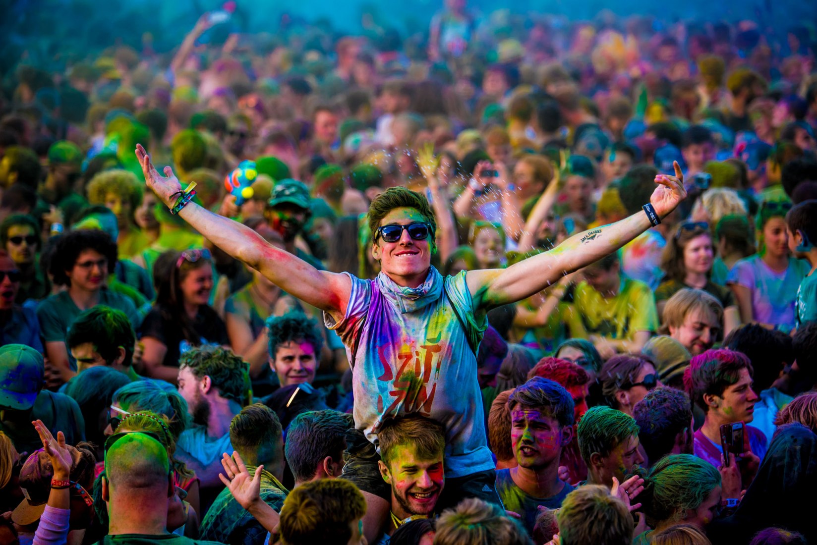 Summer arrives, festivals arrive. Architecture at the Sziget Festival ...