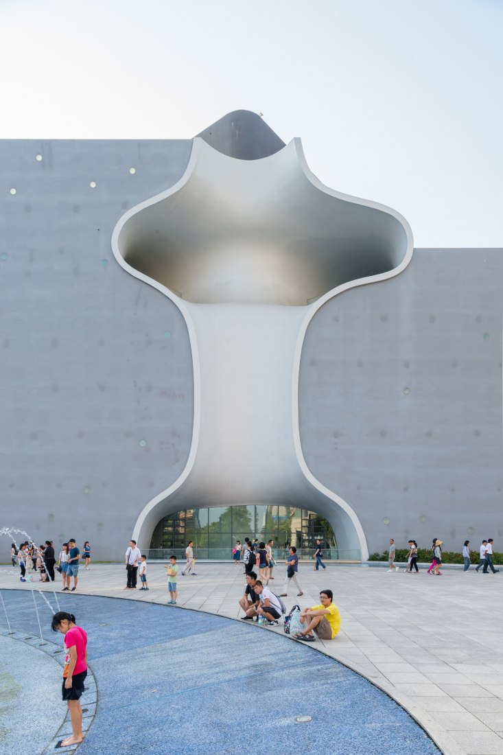 Toyo Ito's Taichung Metropolitan Opera House | The Strength of ...