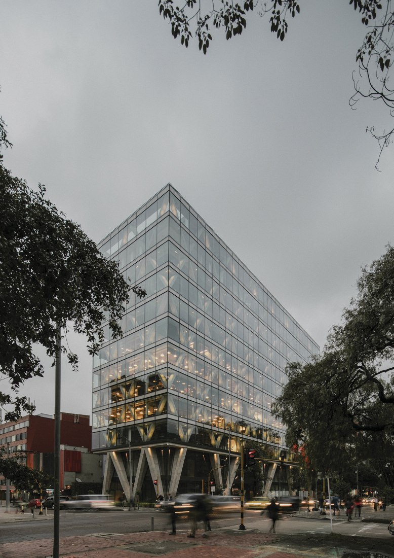 Edificio 8111 por Taller de Arquitectura de Bogotá | Sobre Arquitectura y más | Desde 1998