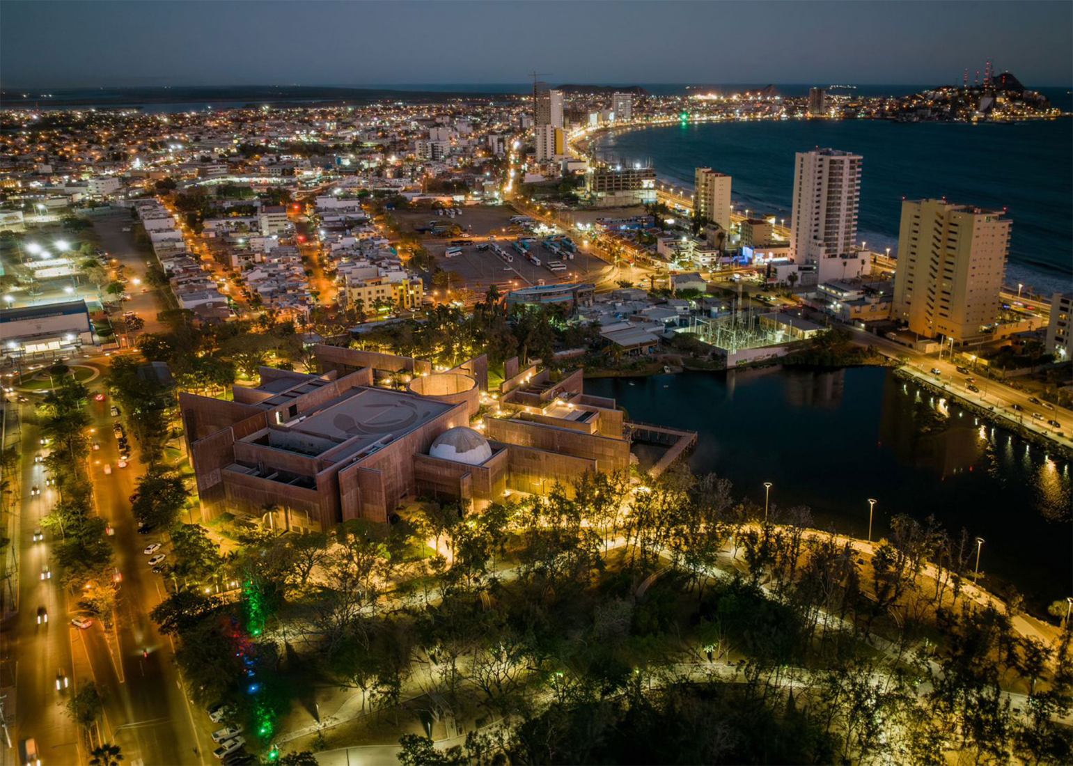 Sea of Cortez Research Center. Mazatlán Aquarium on the shores of ...